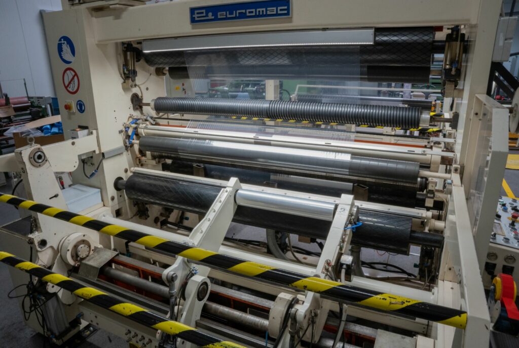 Foil cutting from PDL-Logistik for high quality